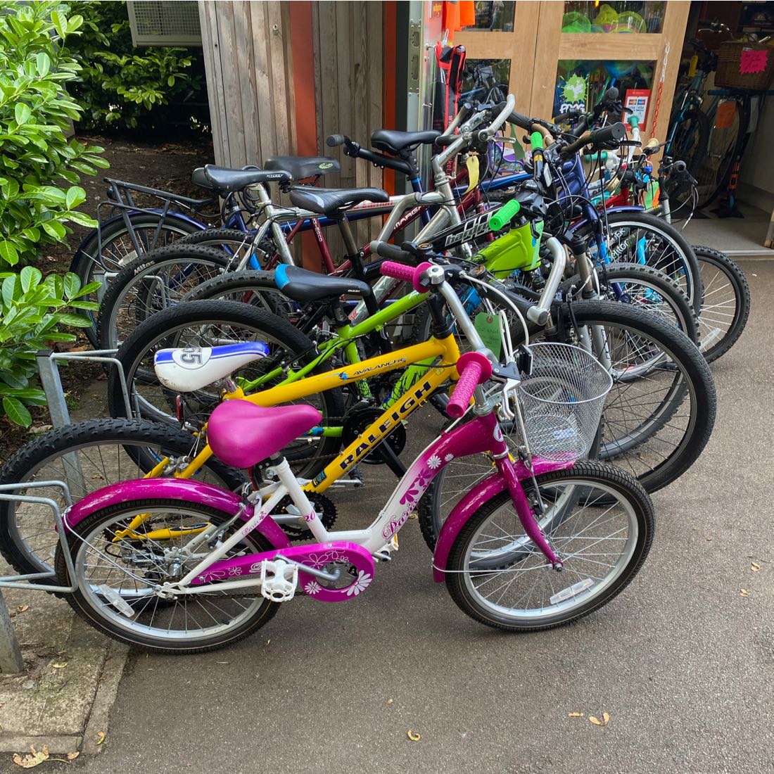 Pre-Loved Bikes - Cliff Edge Cycles